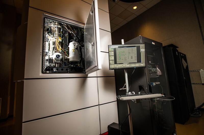 Themis Z 30-300 kV, Monochromated Aberration Corrected Transmission ...